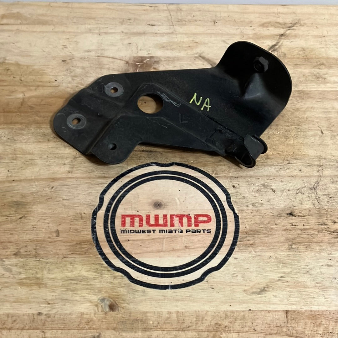 1990-1997 Mazda Miata Left Driver Lower Radiator Bracket B61P-15-250A ...
