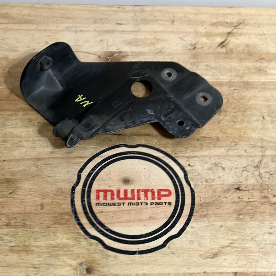 1990-1997 Mazda Miata Right Passenger Lower Radiator Bracket B61P-15-2 ...