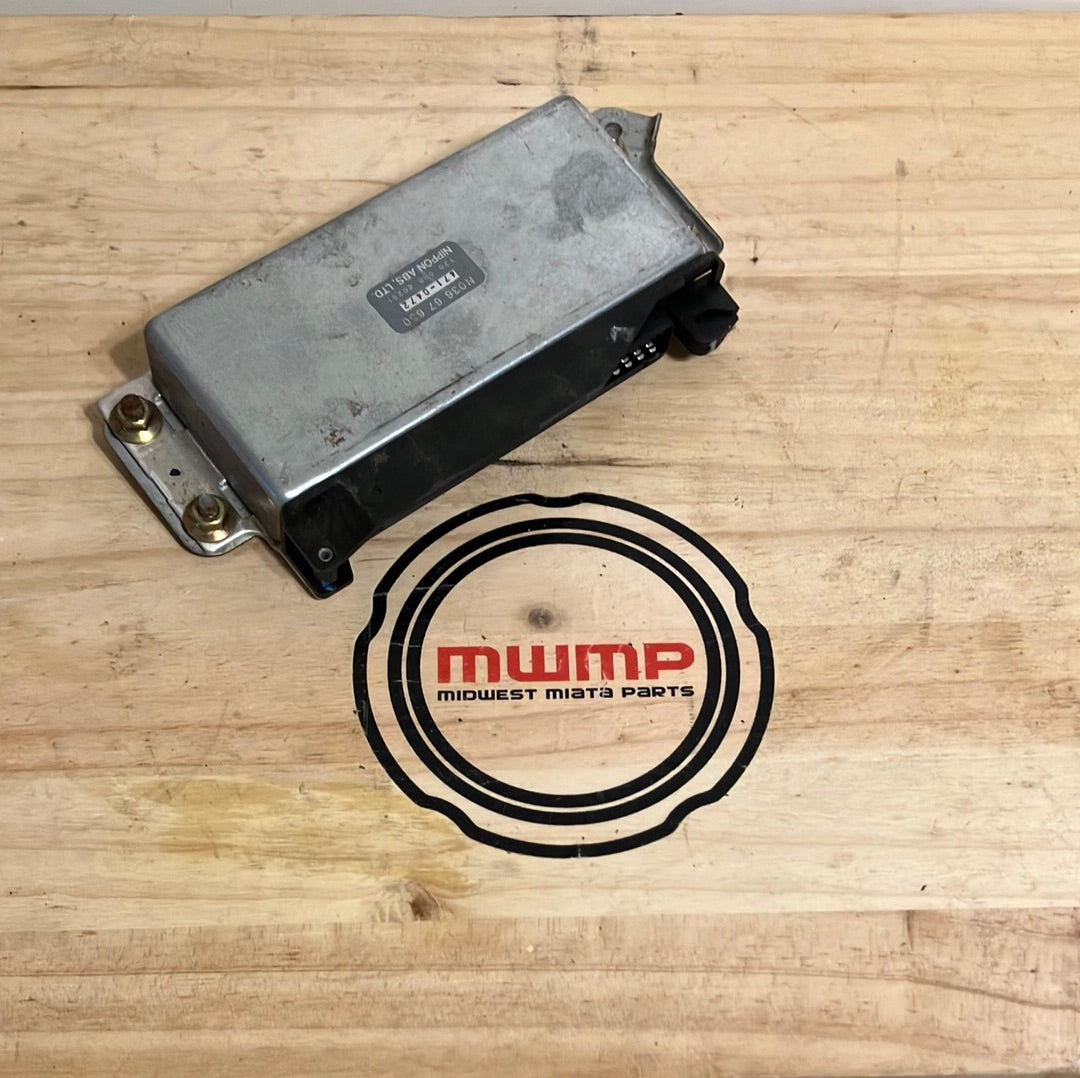 1995 Mazda Miata ABS Control Module N036-67-650 – Midwest Miata Parts